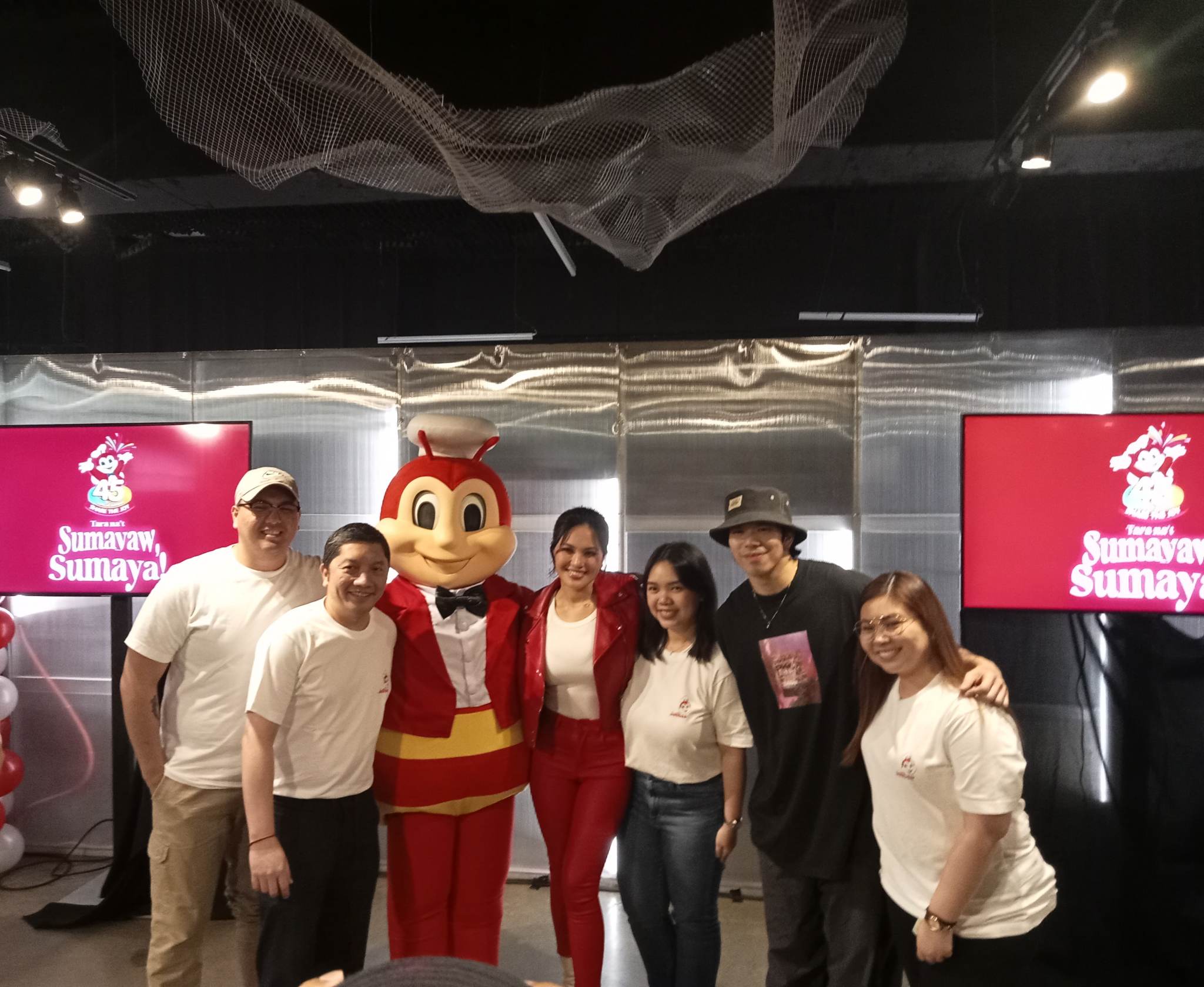 Jollibee shares the Joy with a fun-filled dance class featuring the A ...
