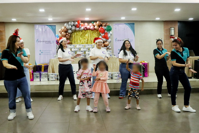 Converge fully embraces Unang Yakap program with Caritas Manila, built ...